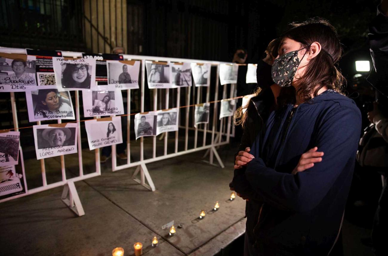 Hundreds of journalists imprisoned